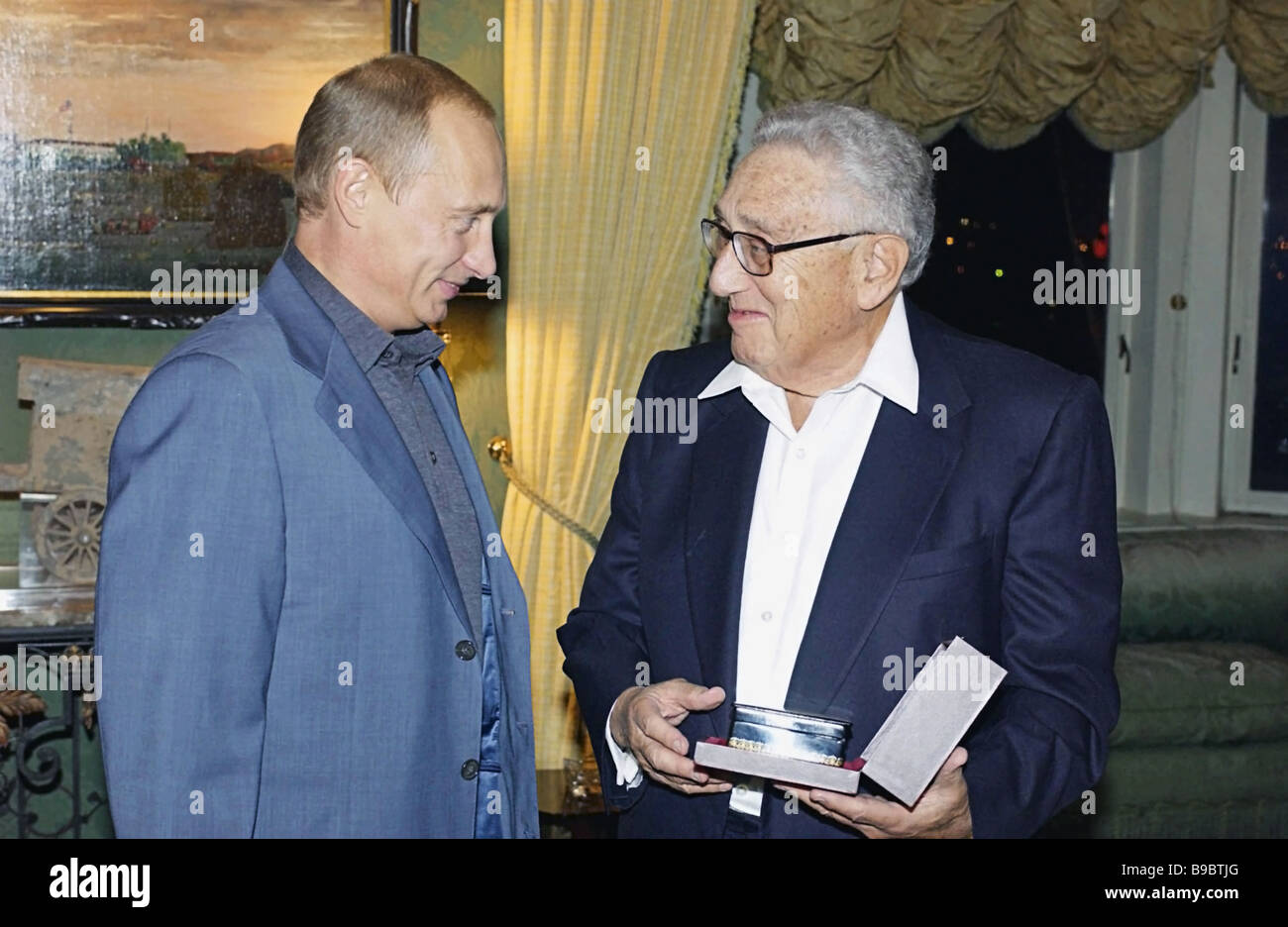 Russian President Vladimir Putin met with former U S Secretary of State ...