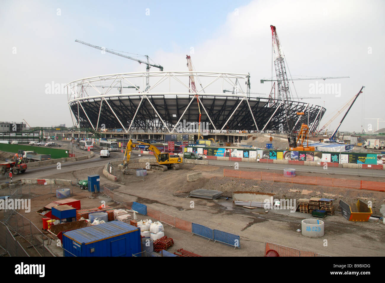 The London 2012 Olympics stadium construction site near Stratford ...