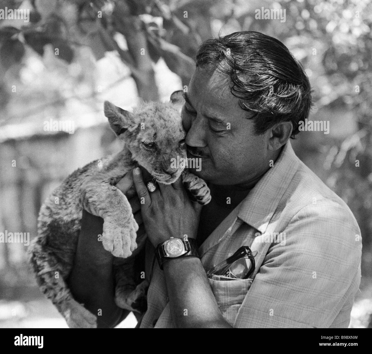 Zoo Director High Resolution Stock Photography and Images - Alamy