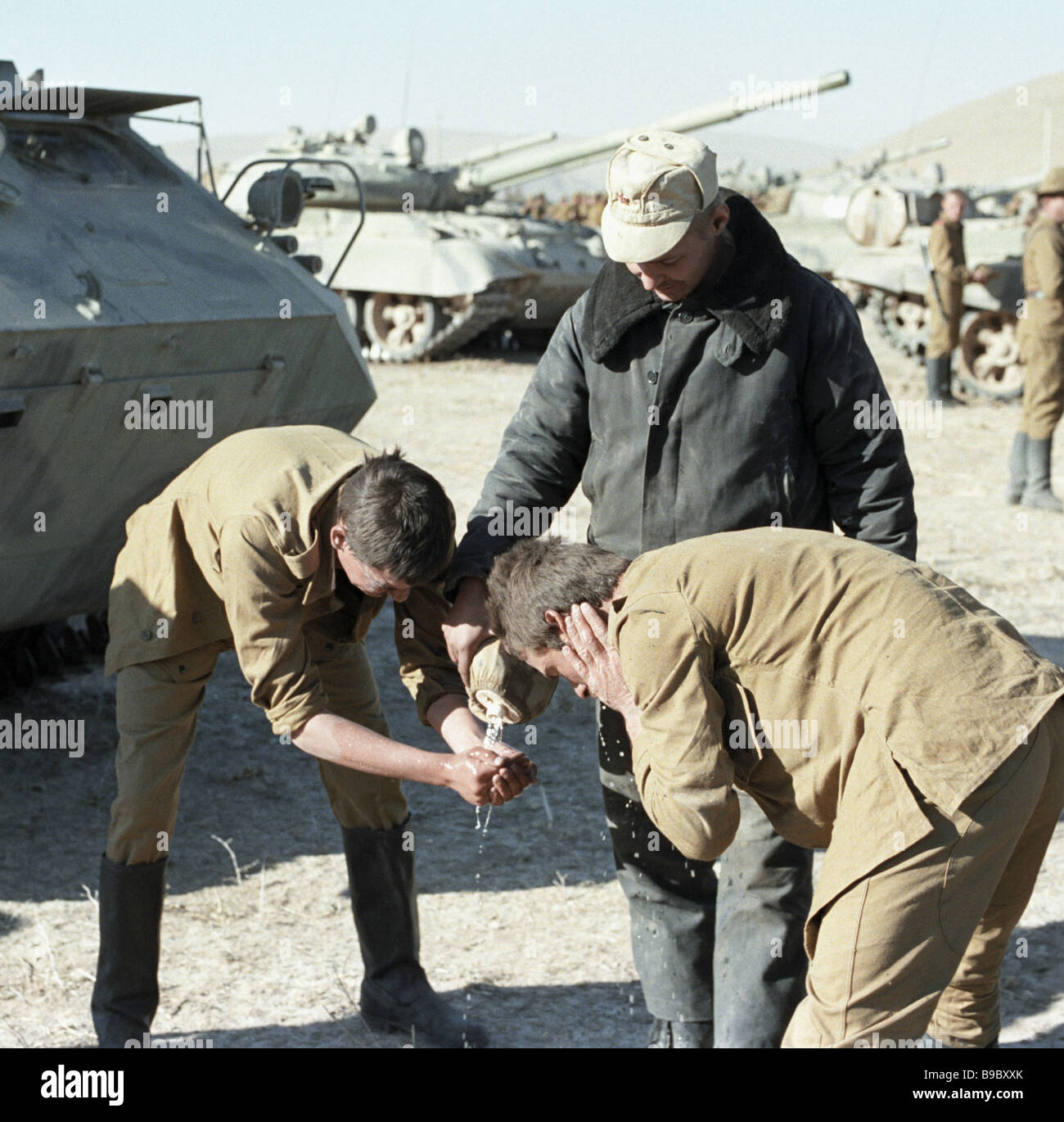 Soviet international fighters washing themselves within minutes of ...