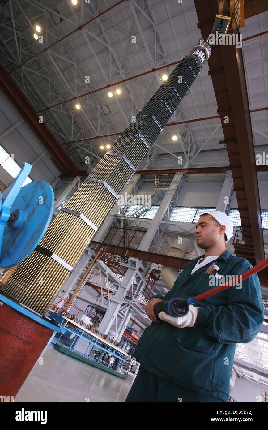 Packing a finished batch of nuclear reactor fuel assemblies at the ...