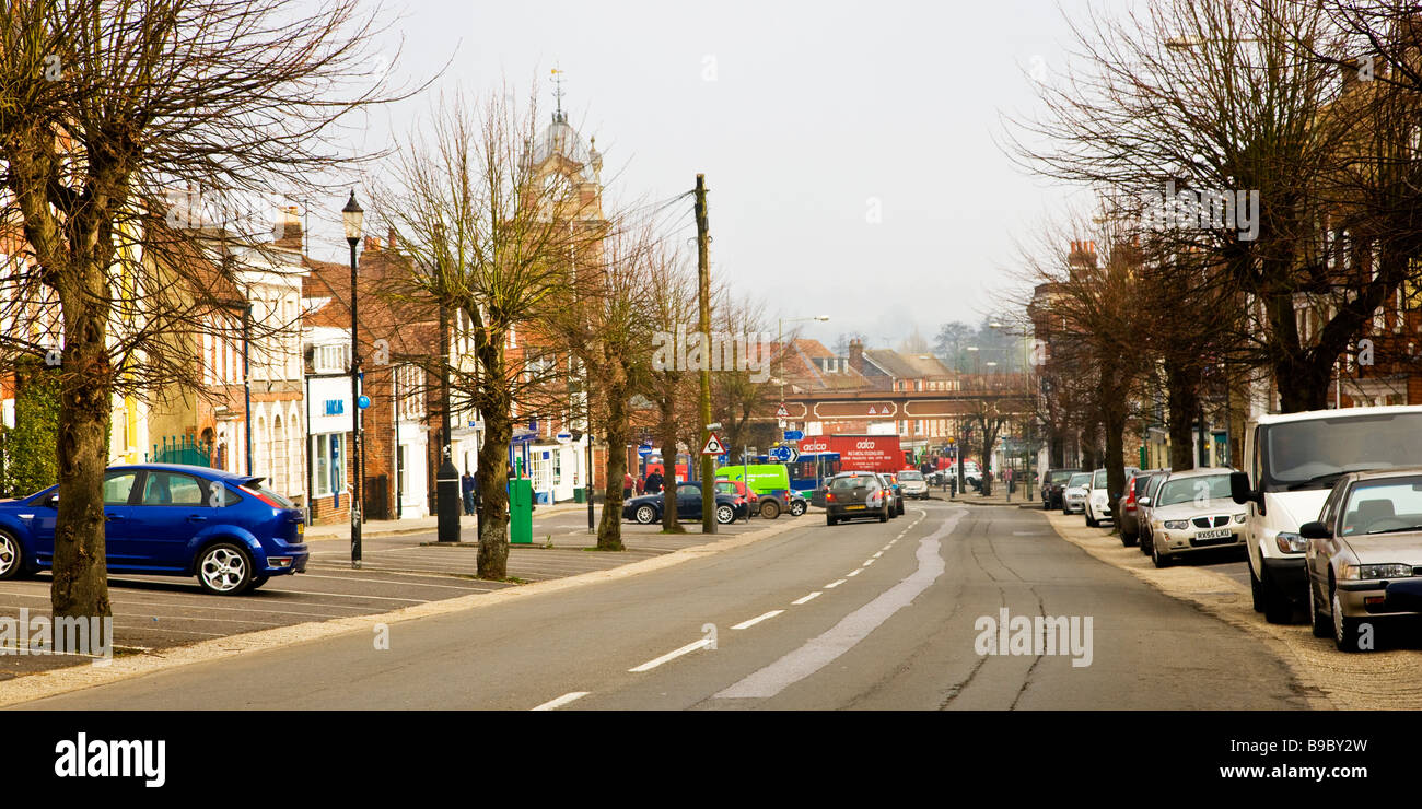 Typical english high street hi-res stock photography and images - Alamy