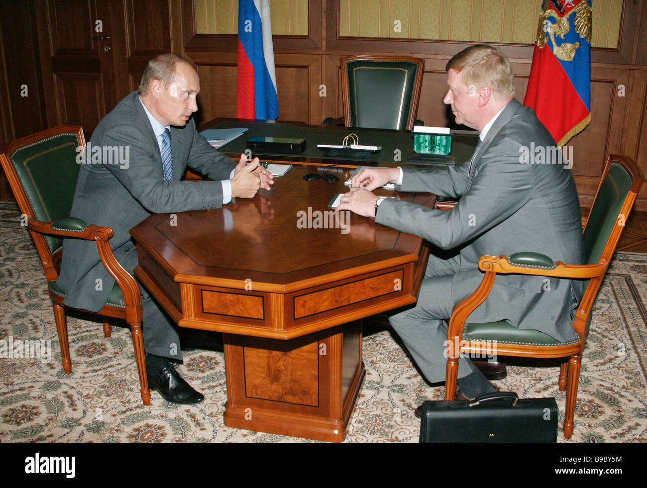 Russian President Vladimir Putin left and Anatoly Chubais RAO UES ...