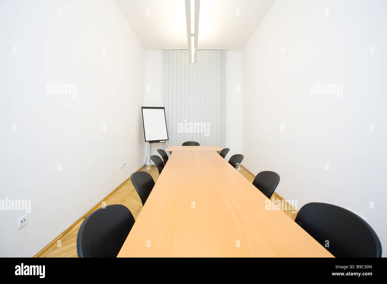 empty small classroom or meeting room Stock Photo - Alamy