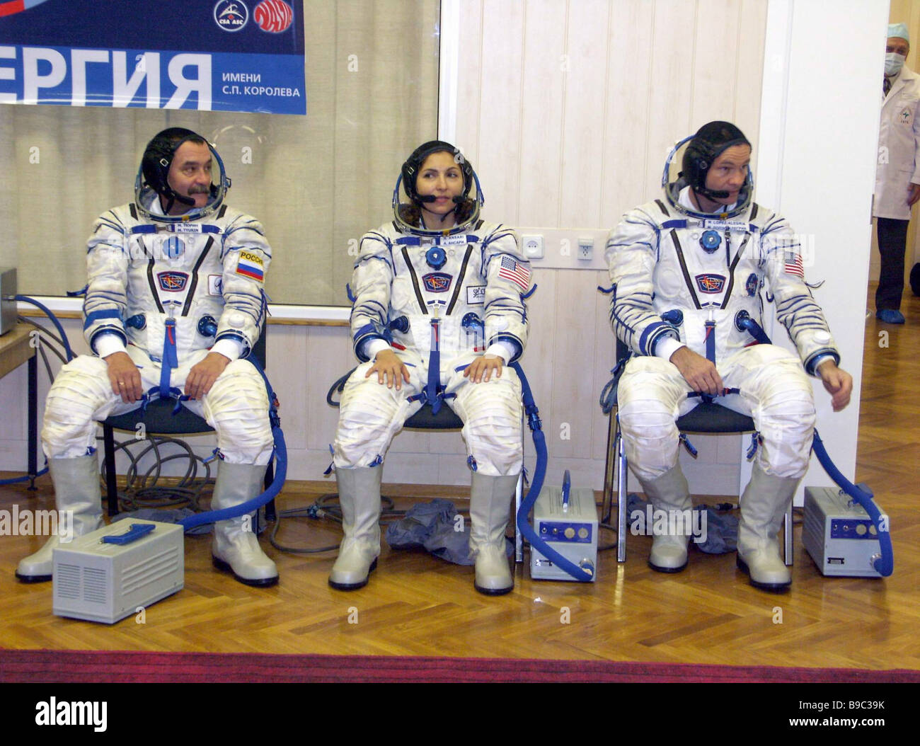 Crew of the Soyuz TMA 9 spacecraft commander Michael Lopez Alegria the ...
