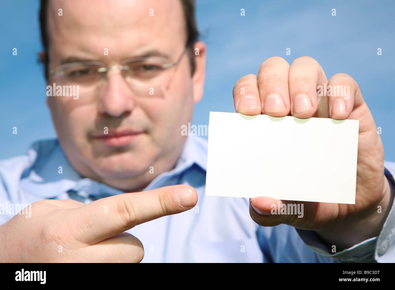 man hands card Stock Photo - Alamy