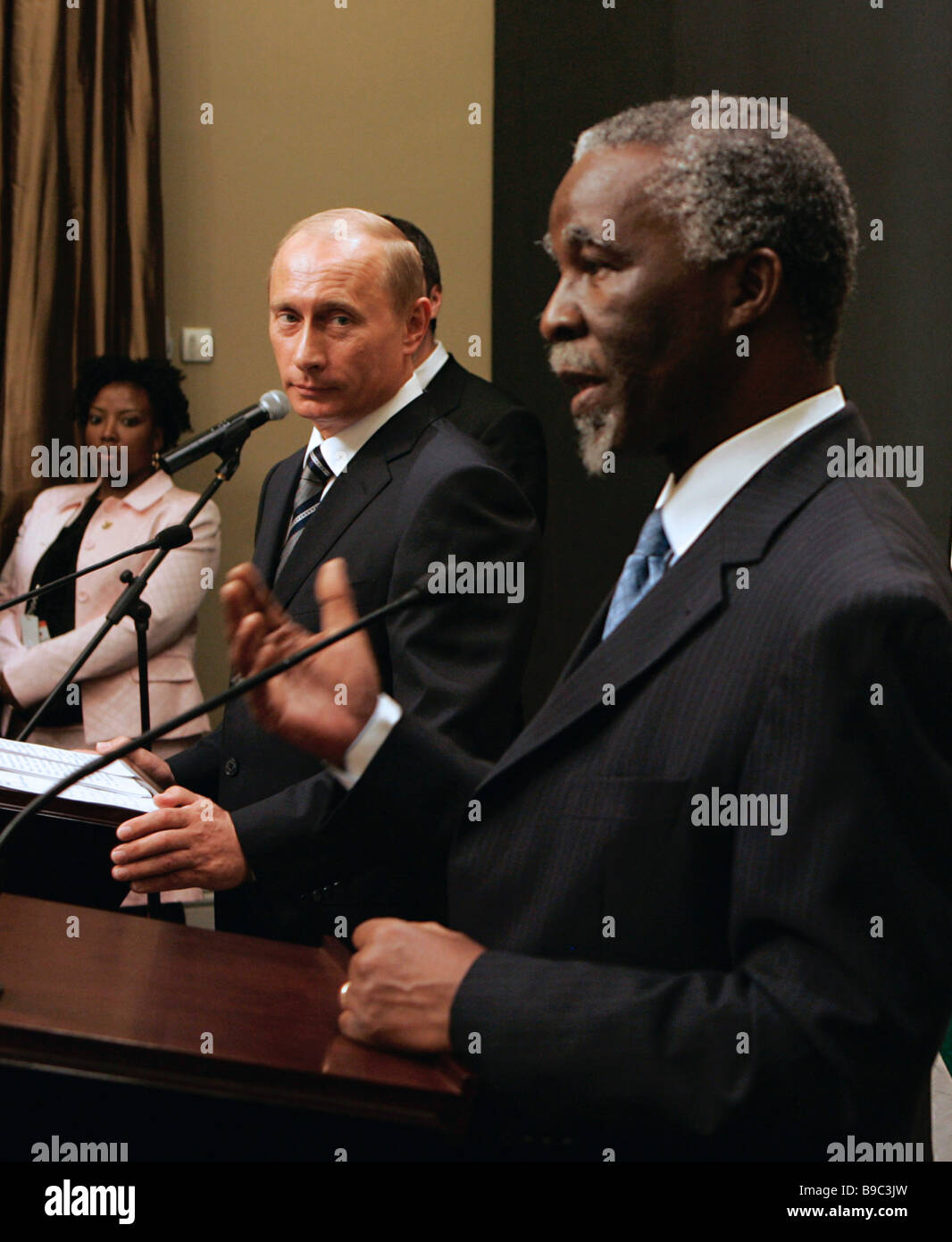 Russian President Vladimir Putin and South African President Thabo ...