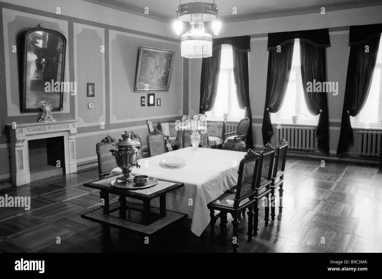 Dining Room In 19th Century High Resolution Stock Photography and ...