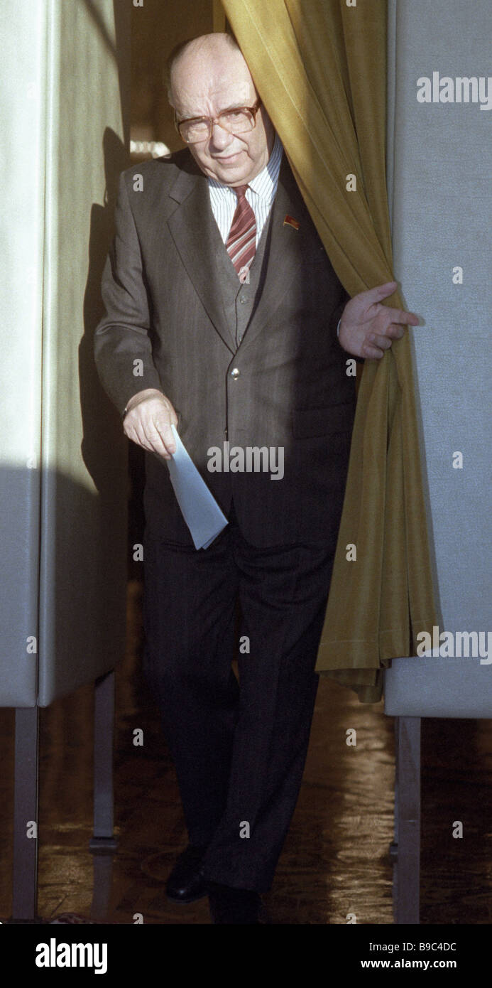 Alexander Yakovlev High Resolution Stock Photography and Images - Alamy