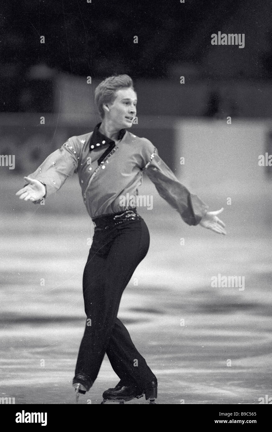 Soviet figure skater Alexander Fadeyev 1985 world champion 1986 world ...