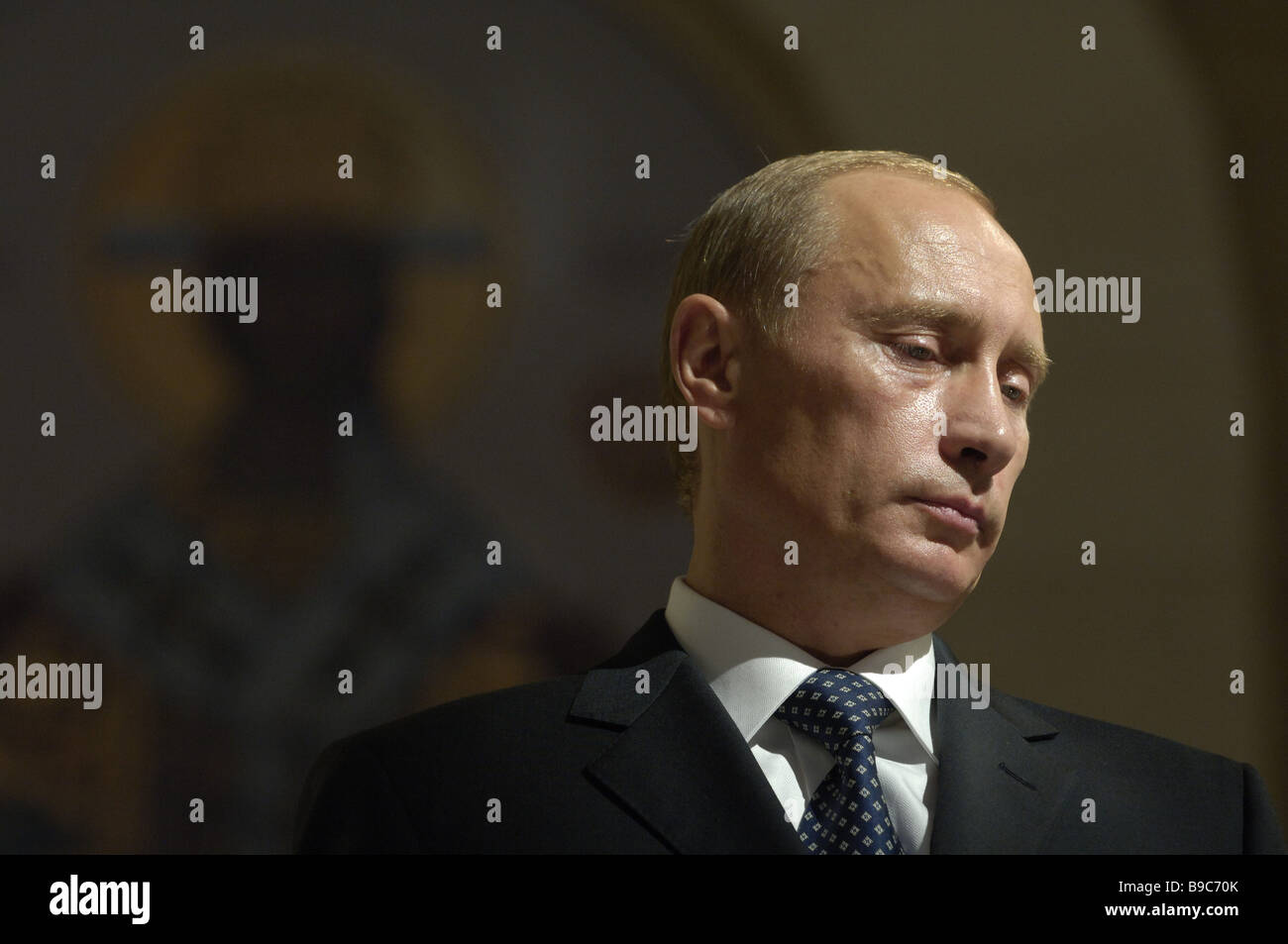 Russian President Vladimir Putin visiting the Cathedral of Christ the ...
