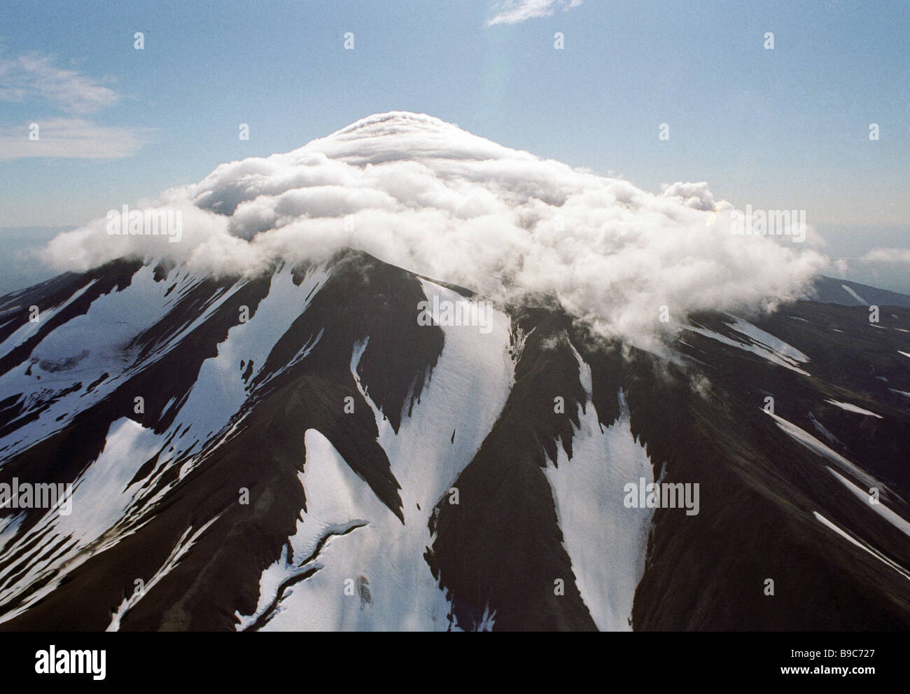 Koryaksky volcano Kamchatka Stock Photo - Alamy