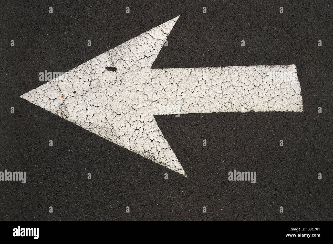 Lanes arrow hi-res stock photography and images - Alamy