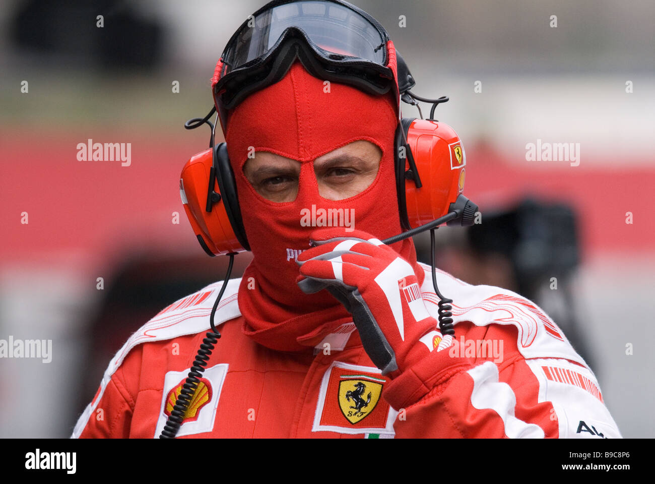 Ferrari mechanic at Formula 1 testing sessions on the Circuit de ...