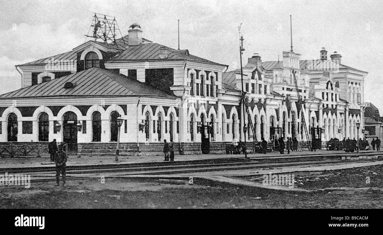 Reproduction of the 1900 post card The Northern Railway Station from ...