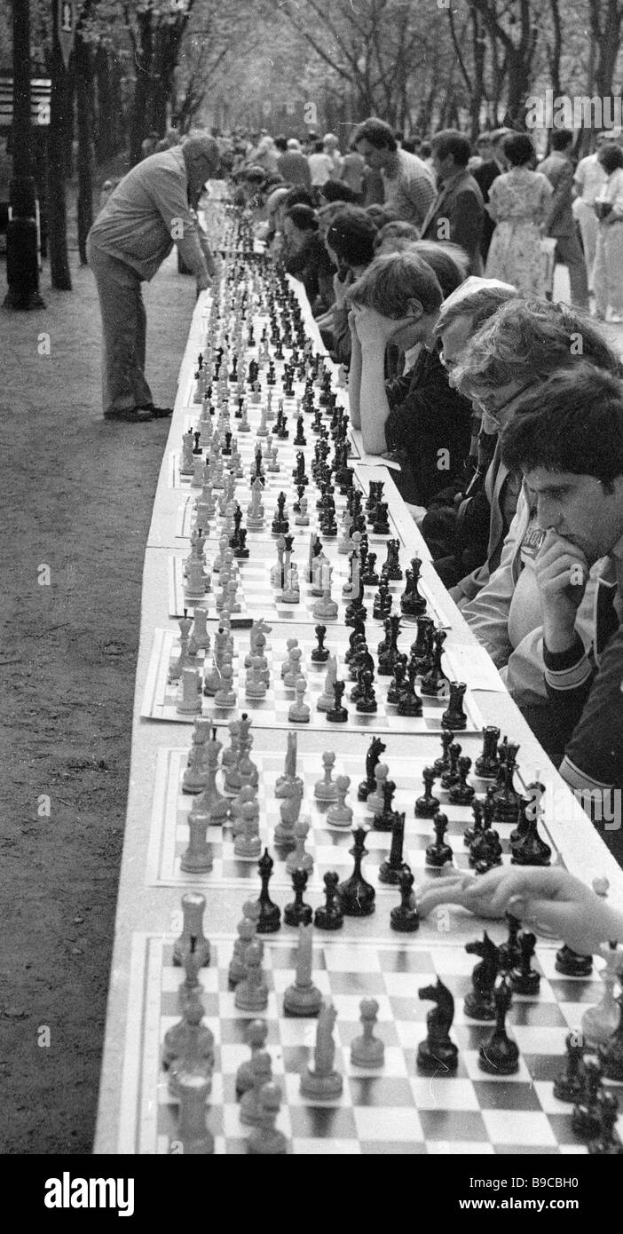 Chess Grand Master Alexei Suetin left giving a simultaneous exhibition ...