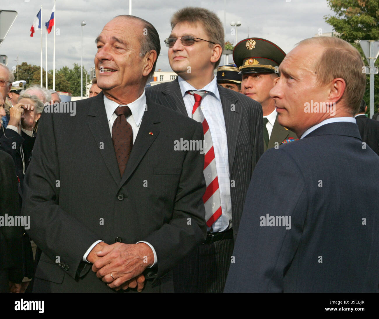 Presidents Jacques Chirac of France left and Vladimir Putin of Russia ...