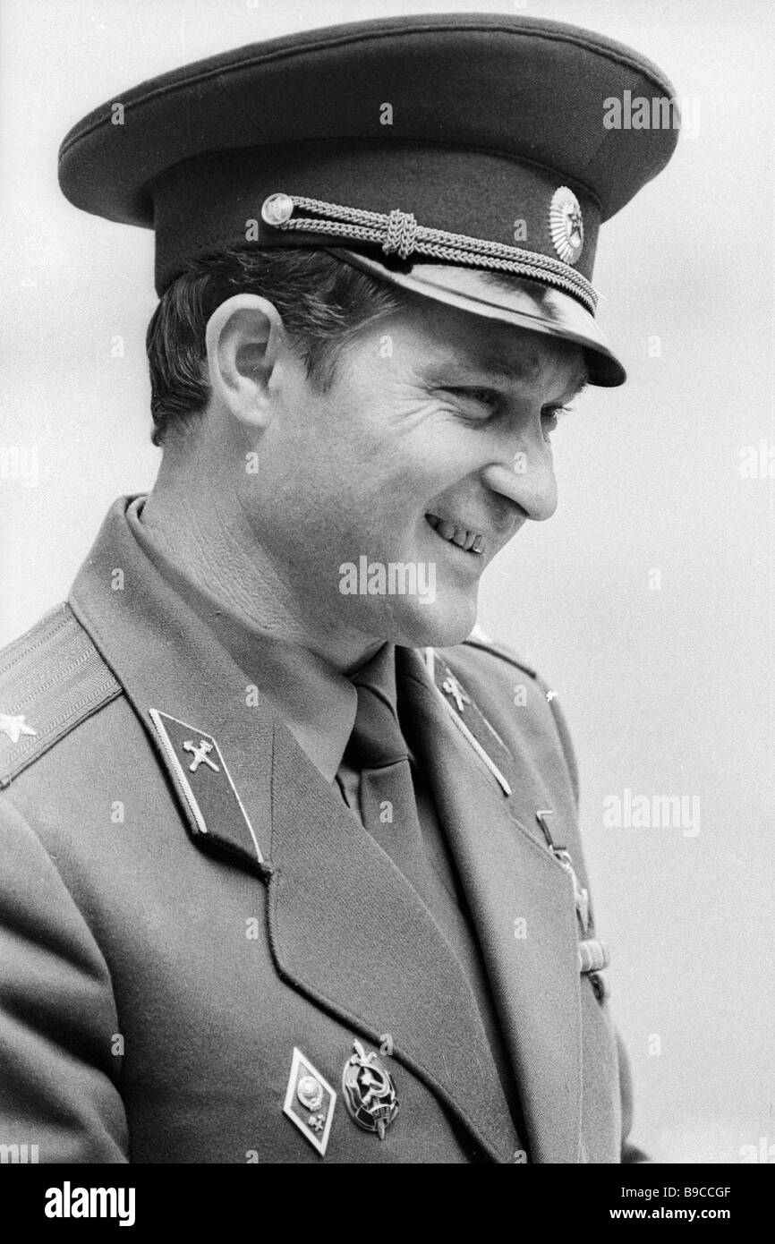 Hero of the Soviet Union Lieutenant Colonel Leonid Telyatnikov was in ...