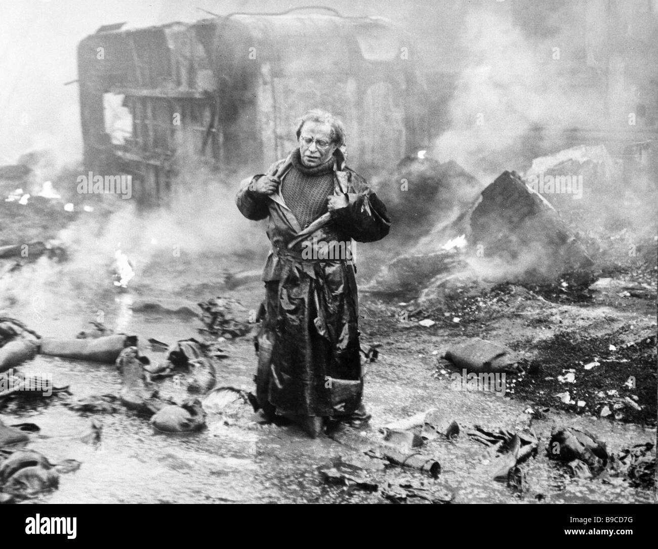 Rolan Bykov in film Letters of a Dead Man by Konstantin Lopushansky ...