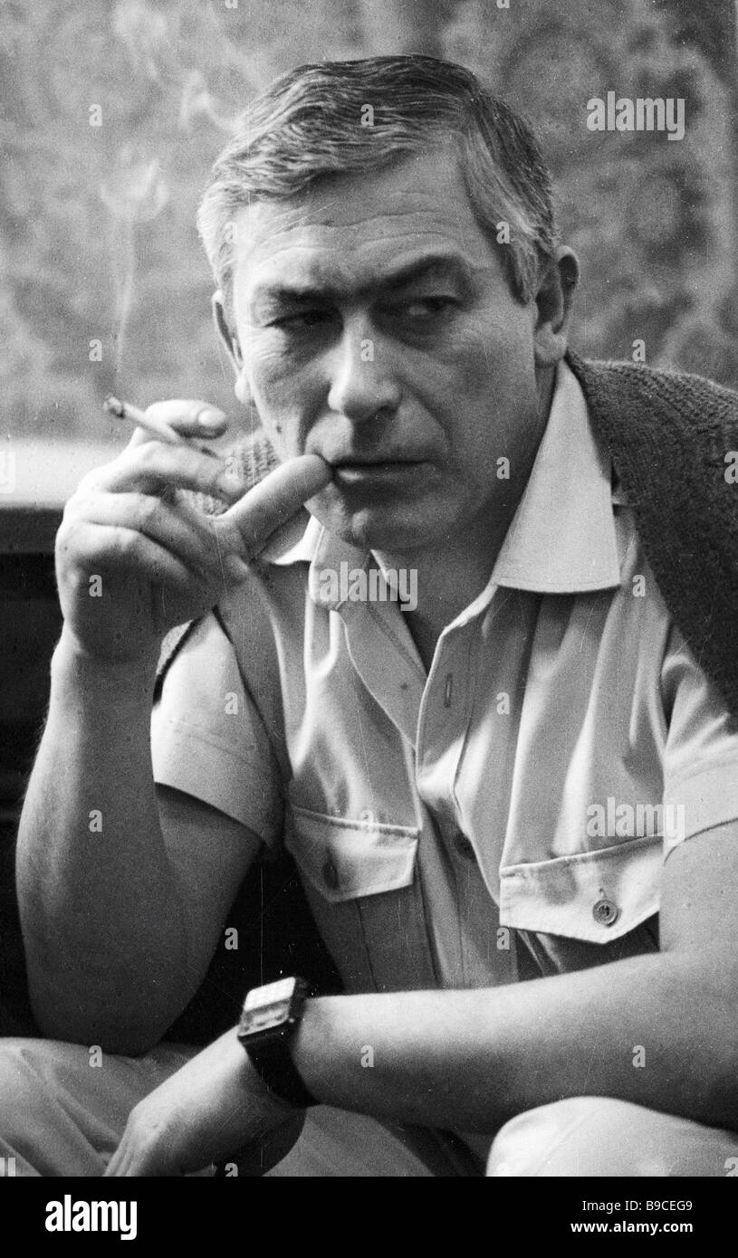 People s artist of the Georgian SSR Vakhtang Kikabidze at the shooting ...
