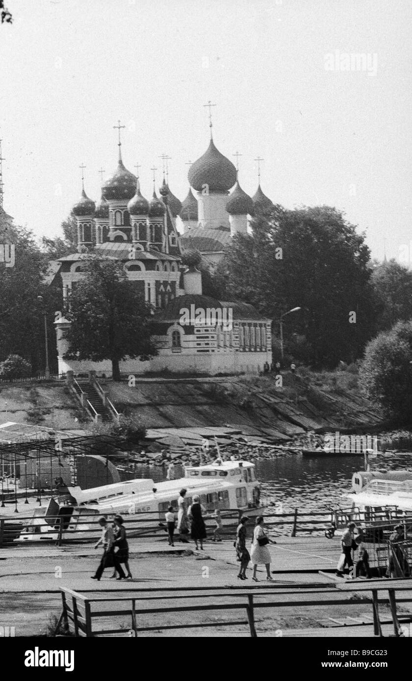 View of the Uglich Kremlin built in the 16th century Stock Photo - Alamy