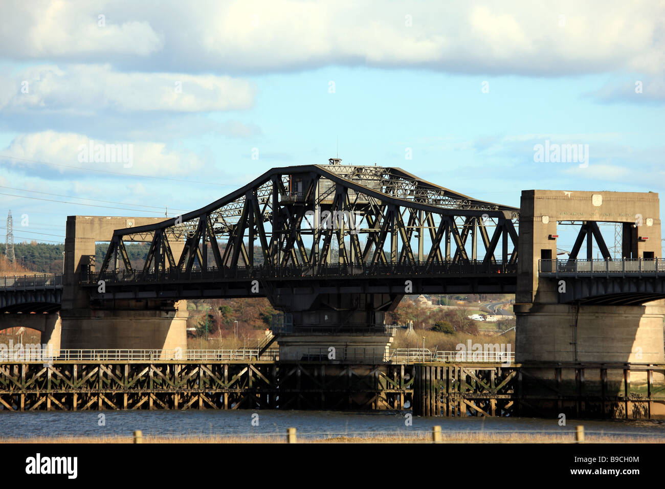 Kincardine bridge hi-res stock photography and images - Alamy