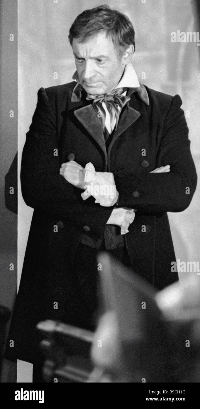 Celebrated actor Valentin Gaft as Glapier in the TV production of the ...