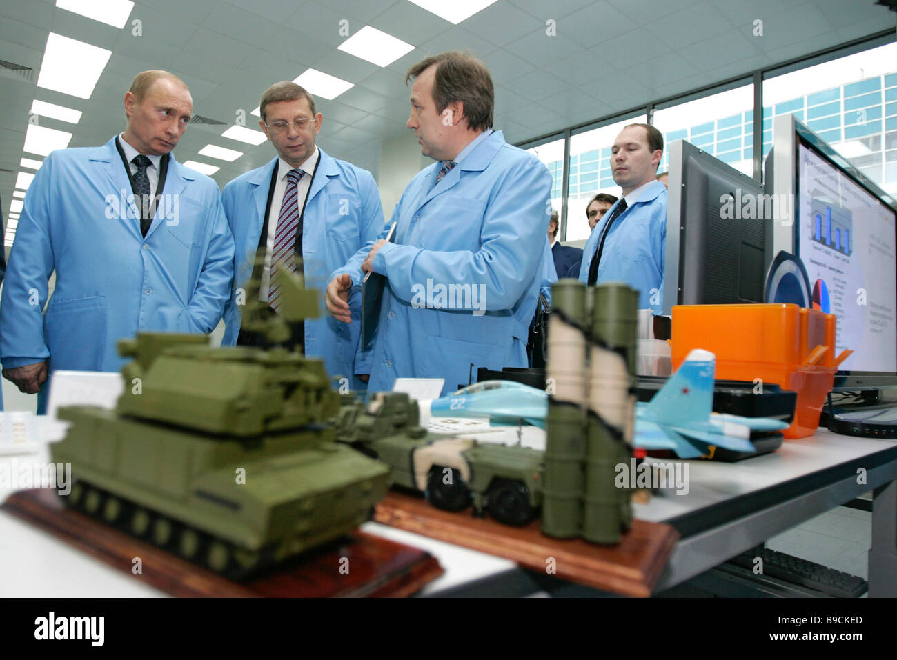 From left to right Russian President Vladimir Putin Vladimir ...