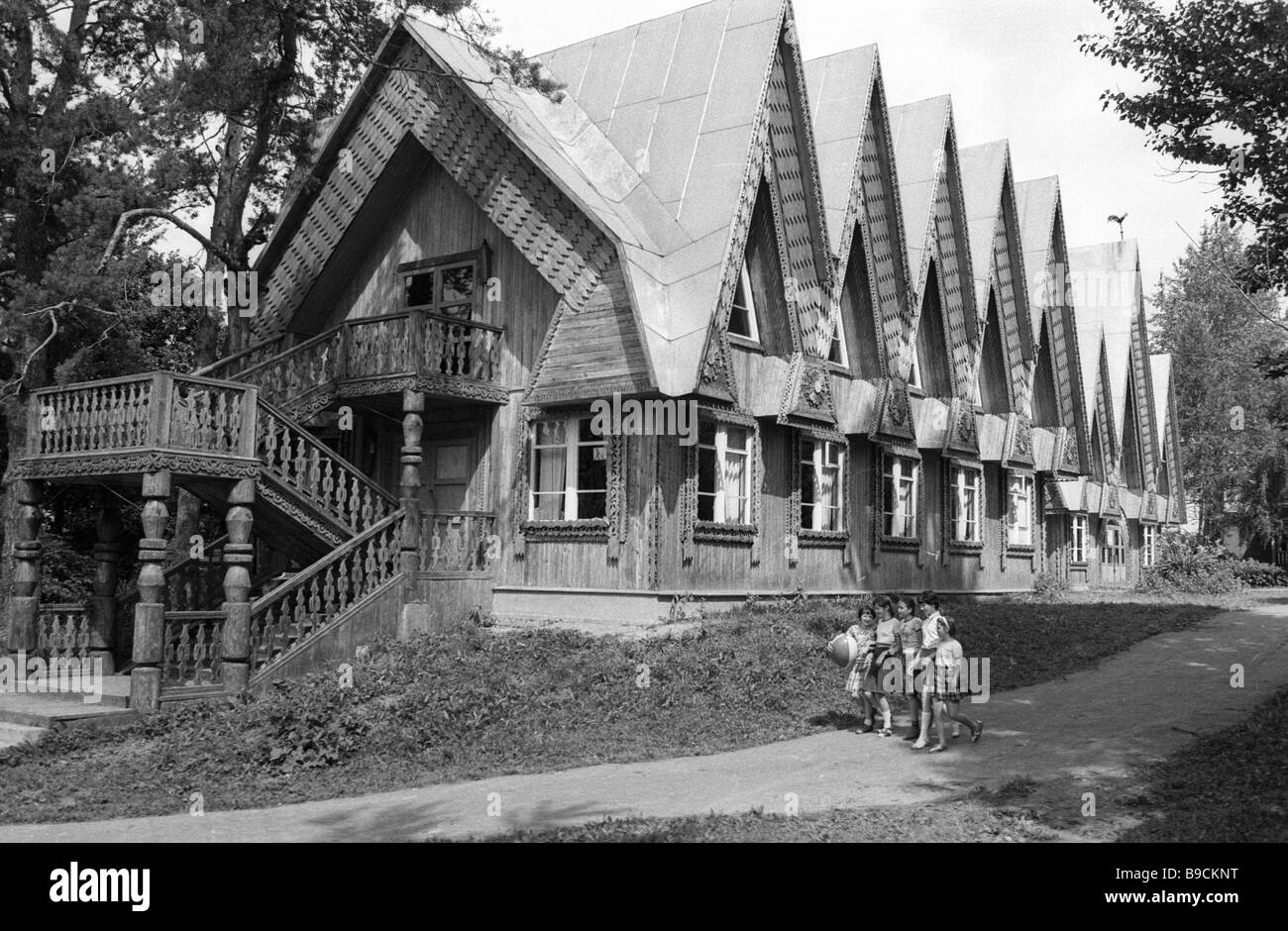 Science house at Yasnaya Gorka Young Pioneer camp Stock Photo - Alamy