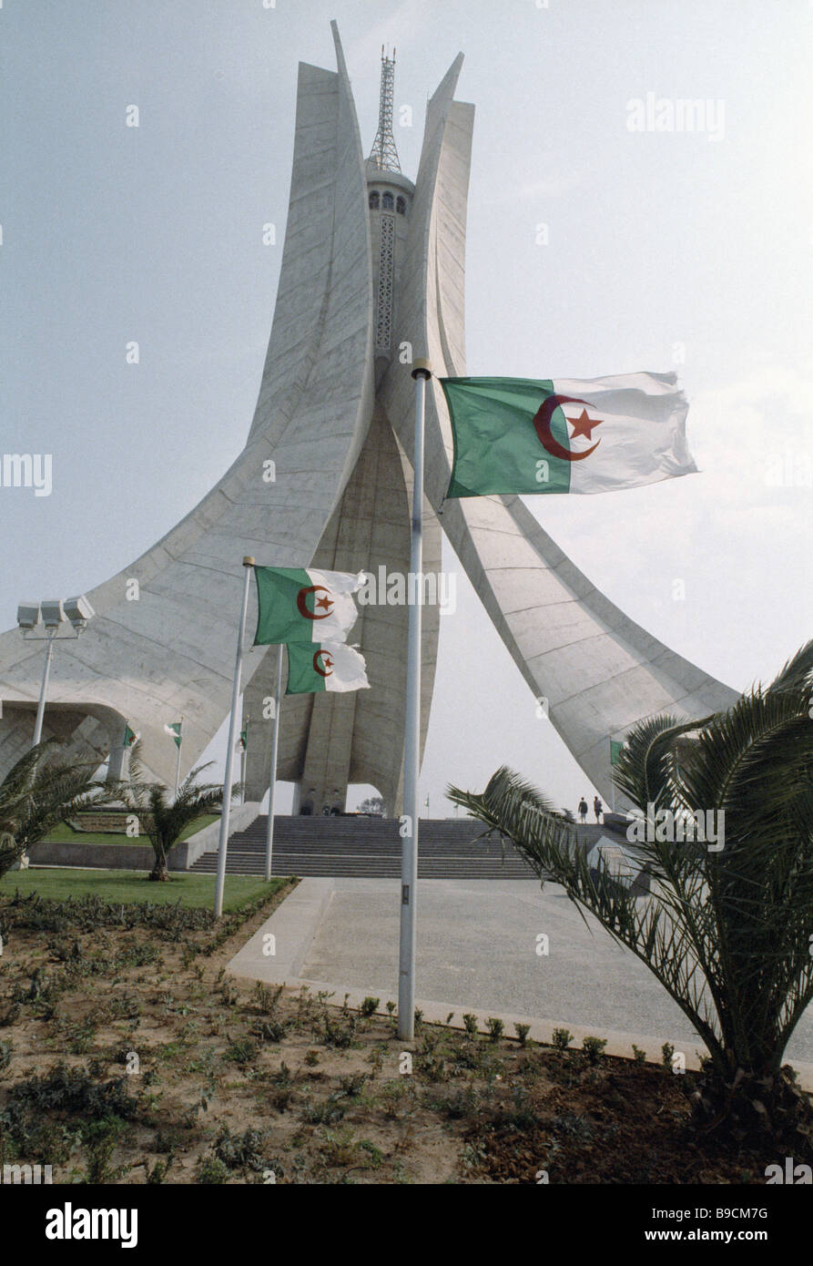 Monument commemorating Independence Day Stock Photo - Alamy