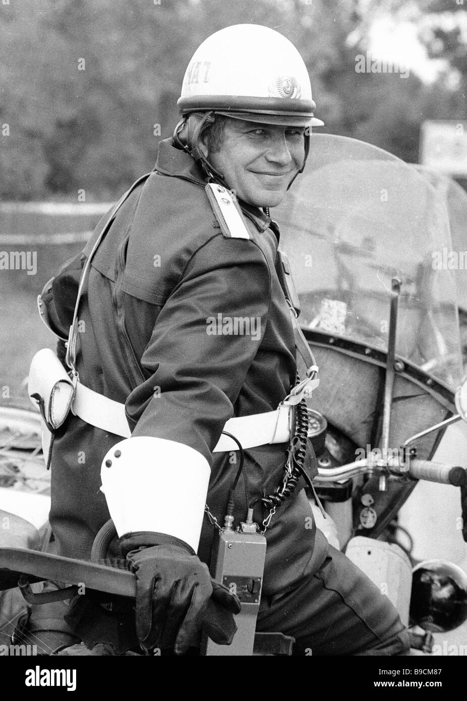 Traffic policeman Lapshin on duty Stock Photo - Alamy