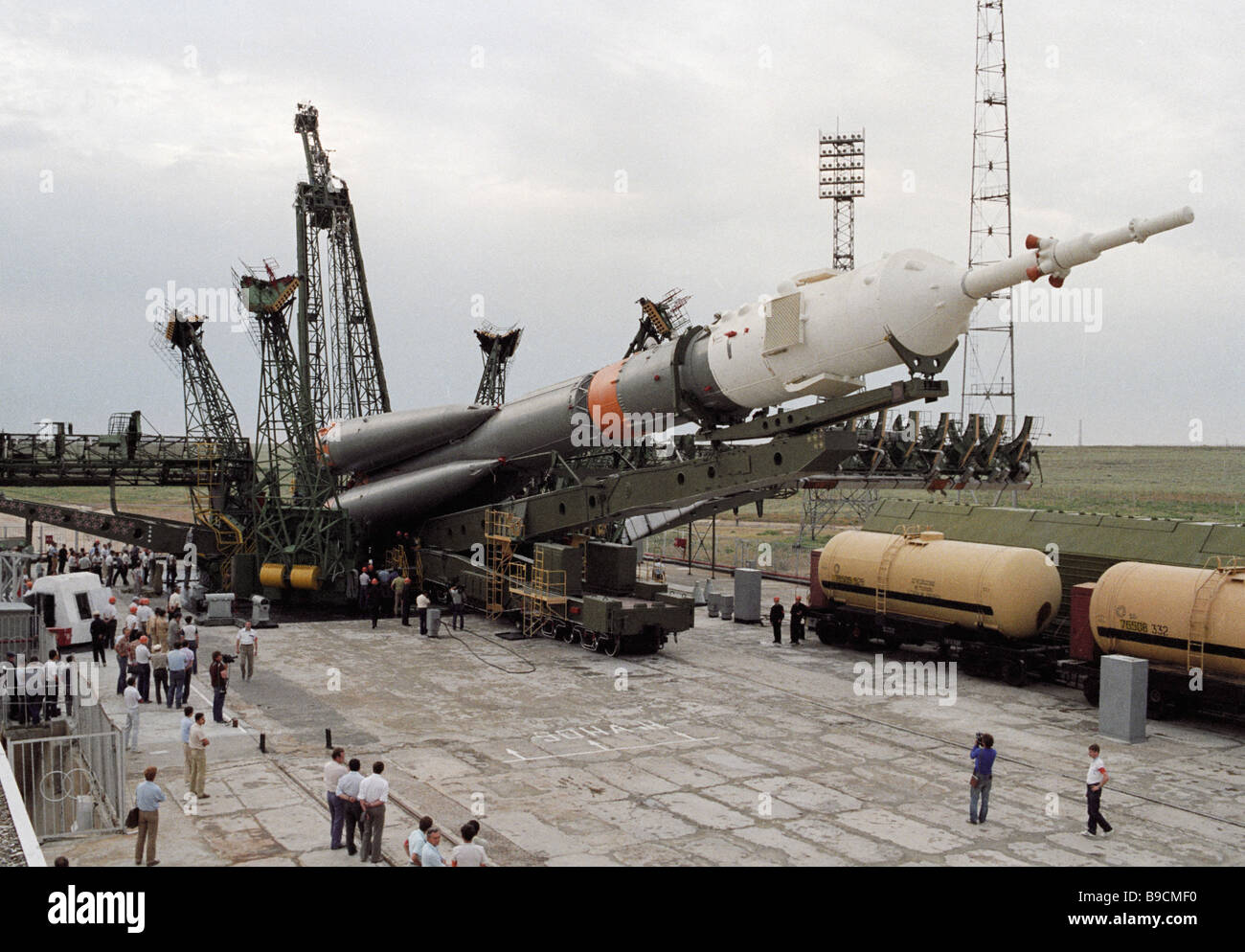 The booster rocket that will orbit the Soyuz TM3 spacecraft on its ...