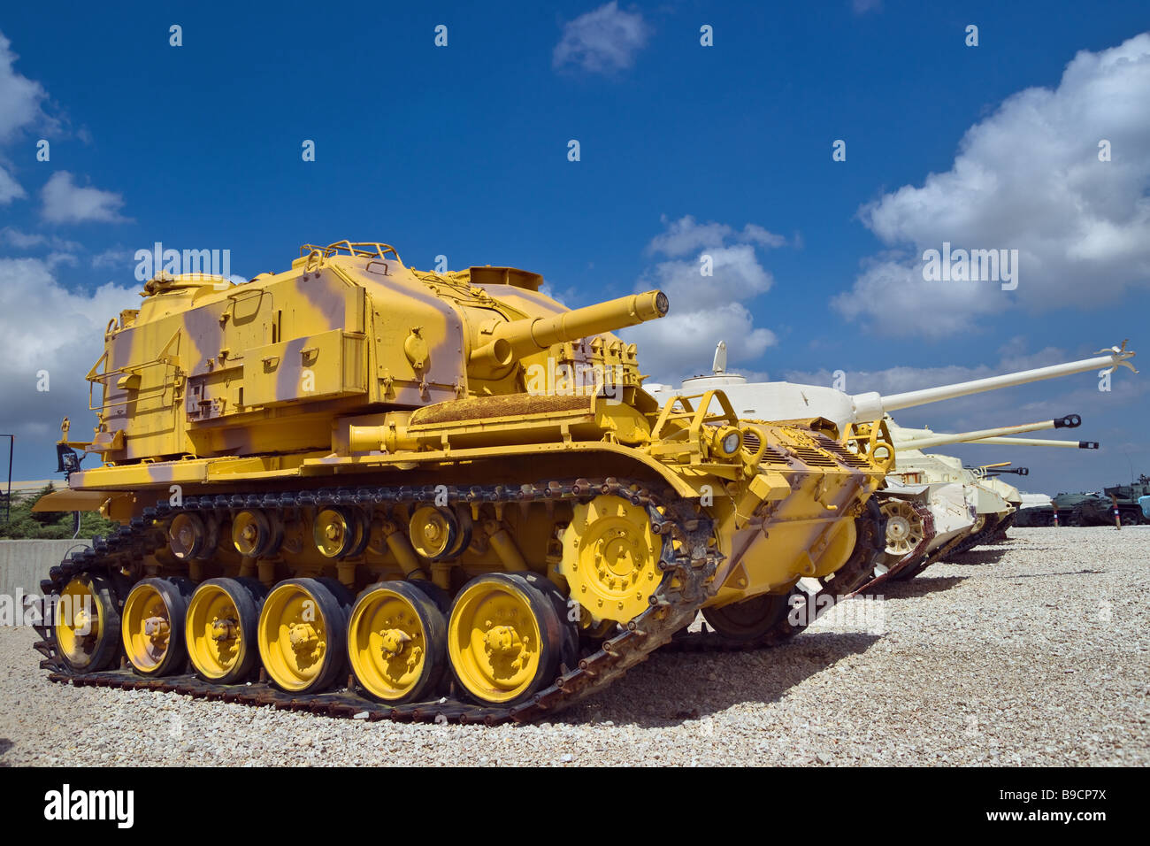 Obsolete guns and tanks Stock Photo - Alamy