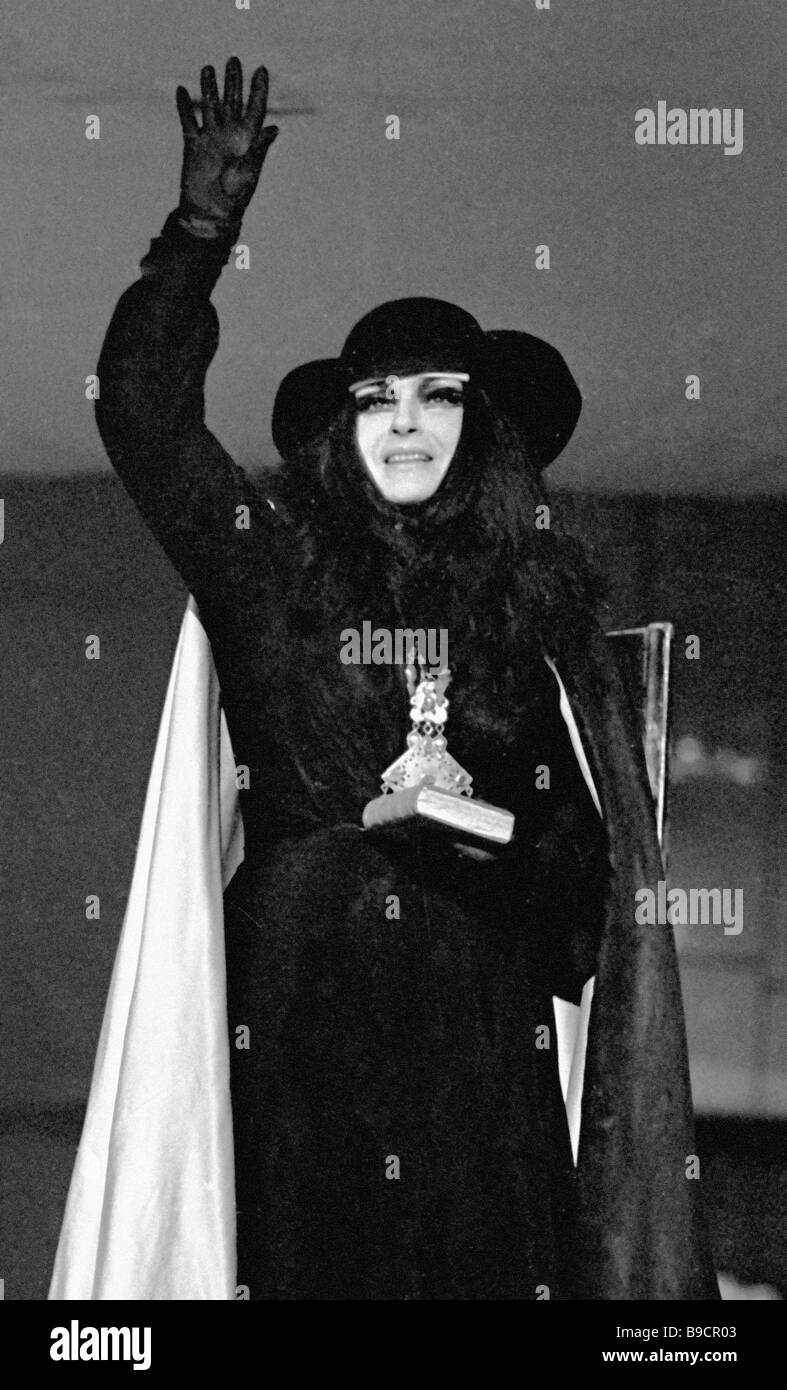 Actress Medea Chakhava People s Artist of the Georgian SSR as Queen ...