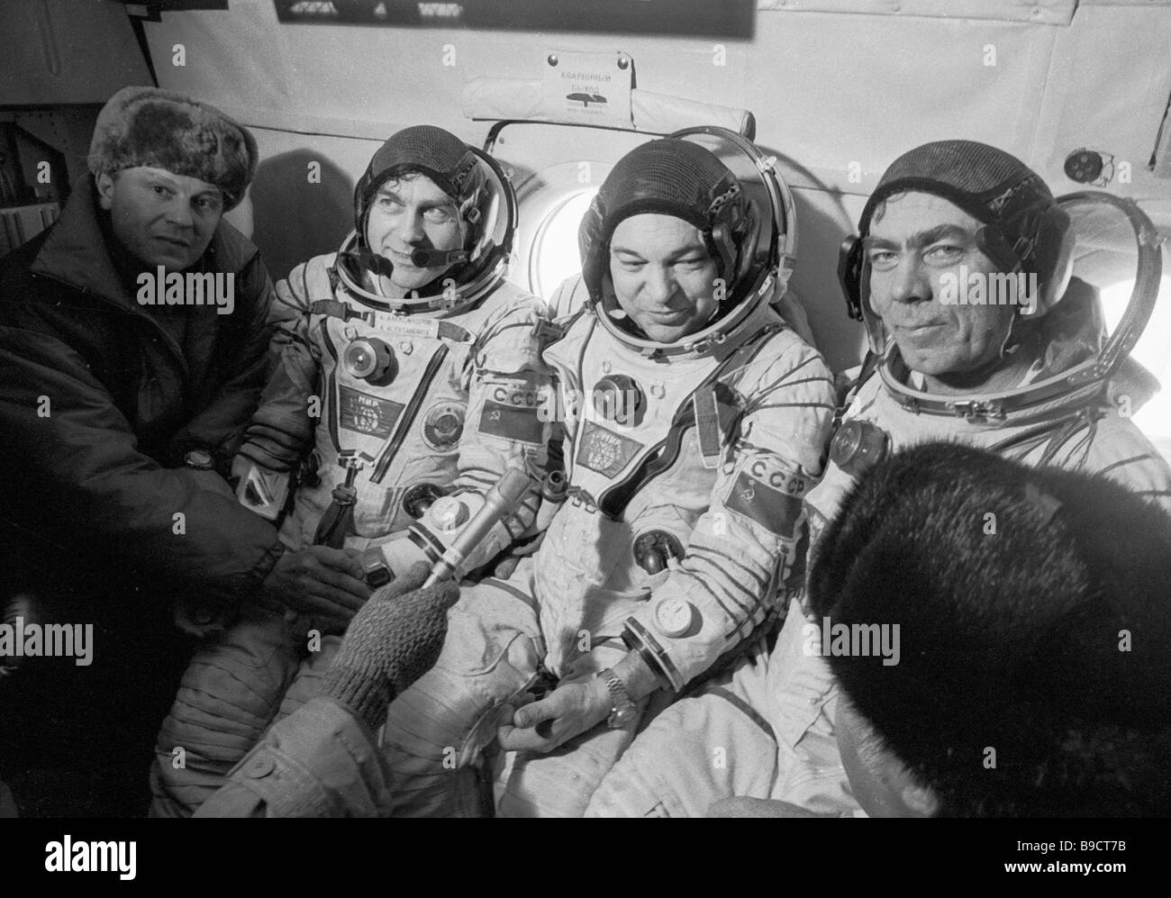 Left to right USSR Pilot Cosmonauts Alexander Alexandrov Yury Romanenko ...
