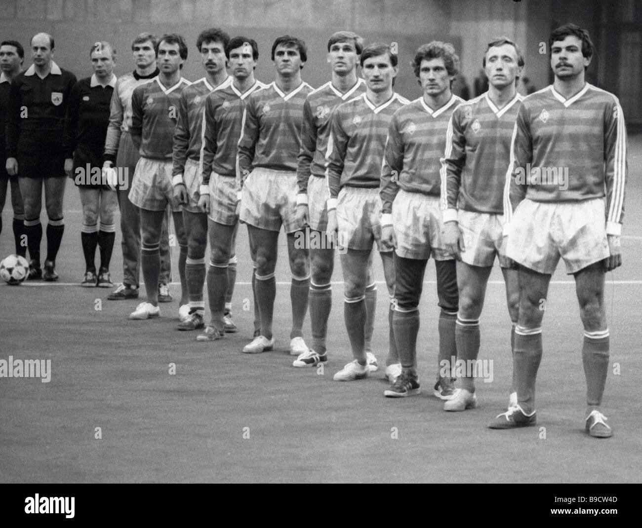 The Dynamo soccer team before a match Stock Photo - Alamy