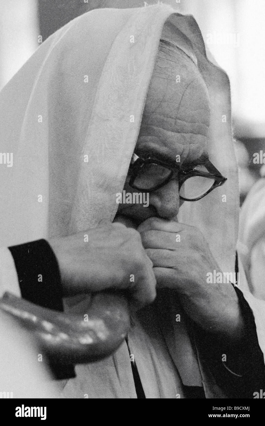 Jewish Rabbi High Resolution Stock Photography and Images - Alamy