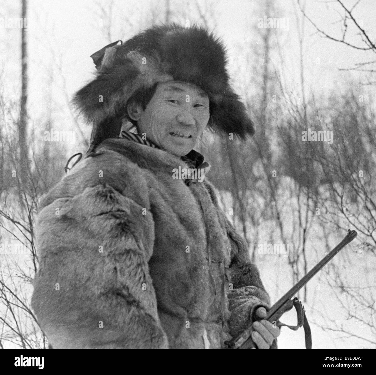 An Evenki hunter Stock Photo - Alamy