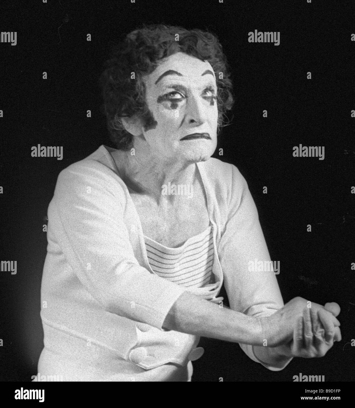 French Mime High Resolution Stock Photography and Images - Alamy