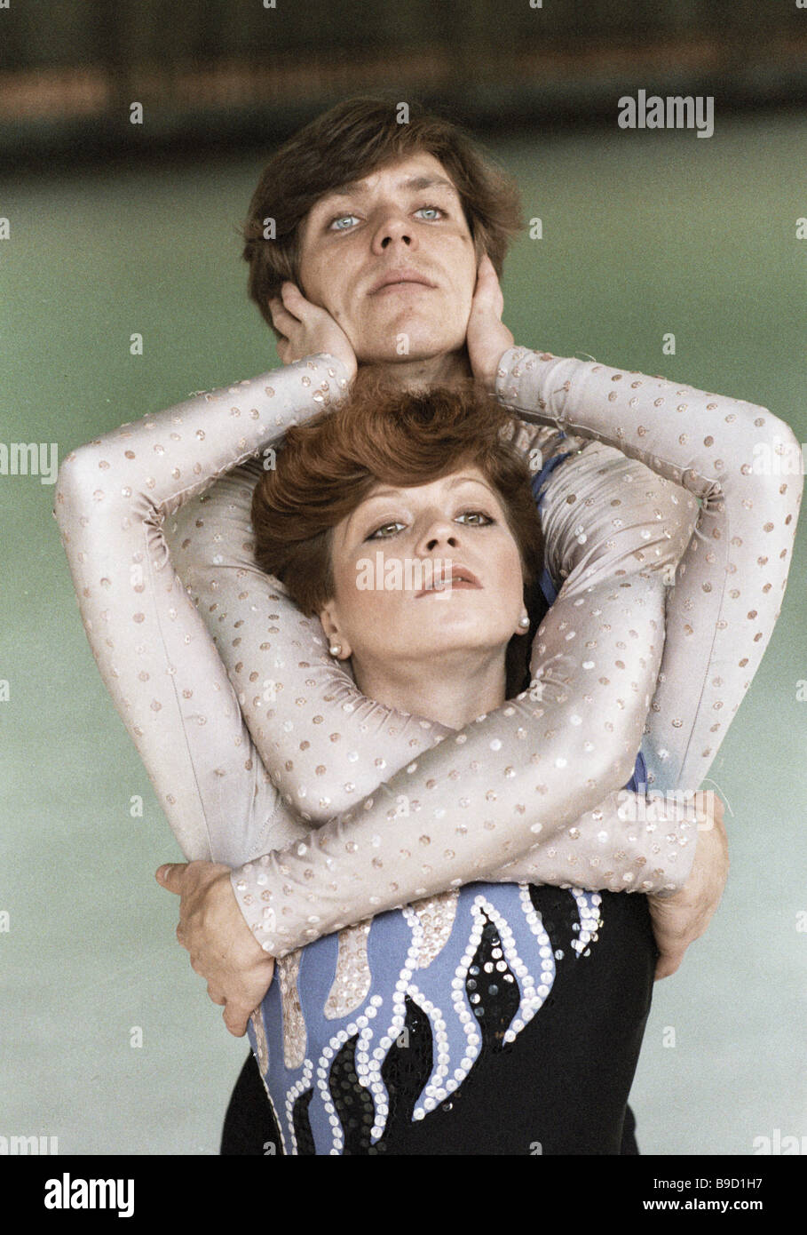 Bronze medalists of the World 1981 Figure Skating championship Natalia ...