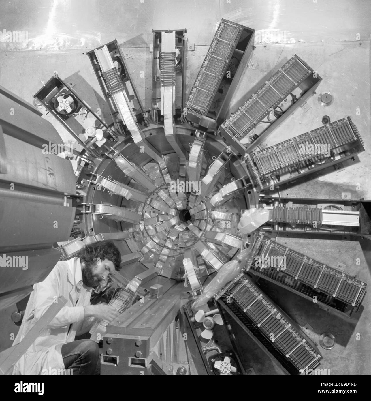 Nuclear Physicist High Resolution Stock Photography and Images - Alamy