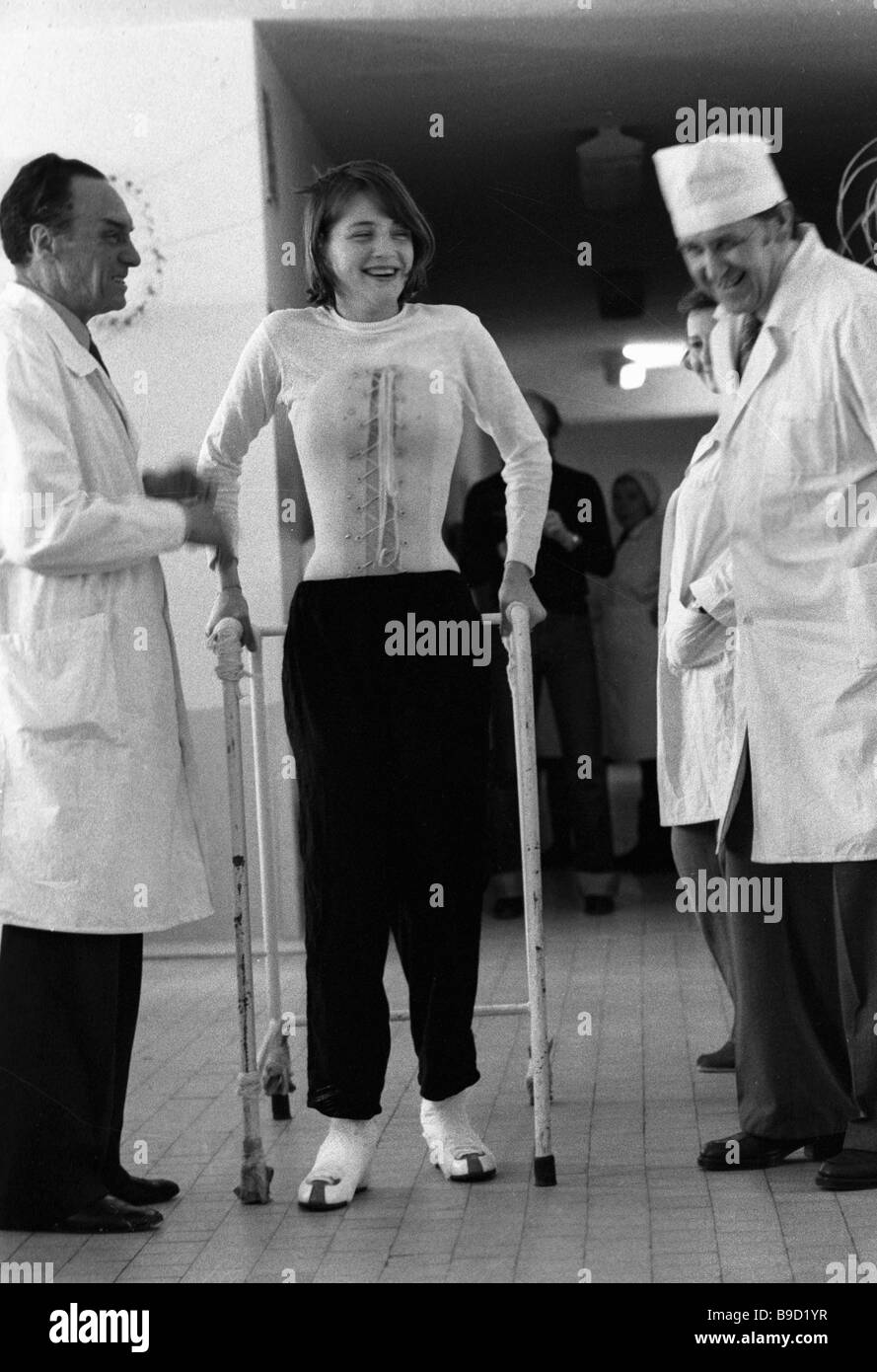 Yugoslav actress Merima Isakovic center at Moscow s hospital No 67 ...