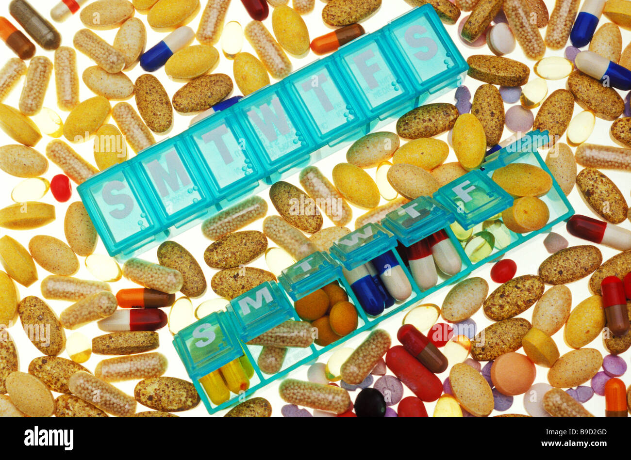Recreational drugs pills hi-res stock photography and images - Alamy