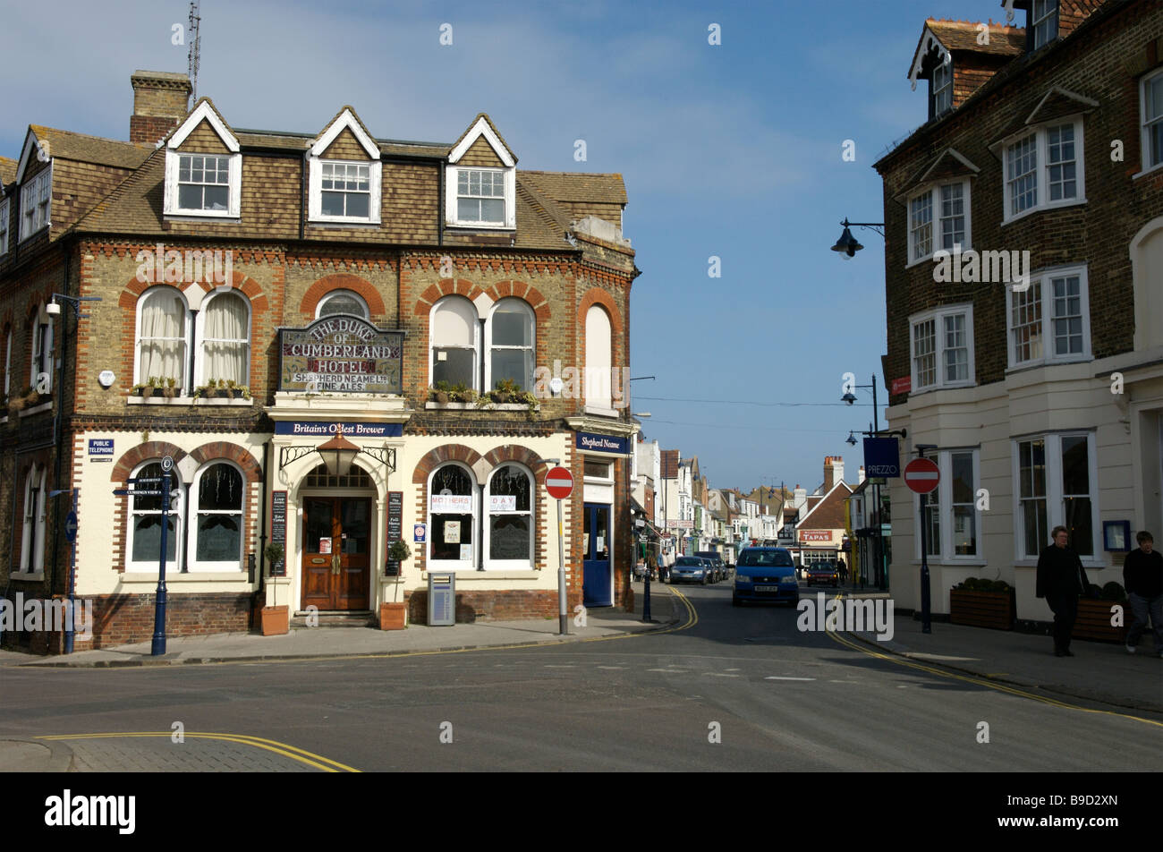 Whitstable town centre hi-res stock photography and images - Alamy