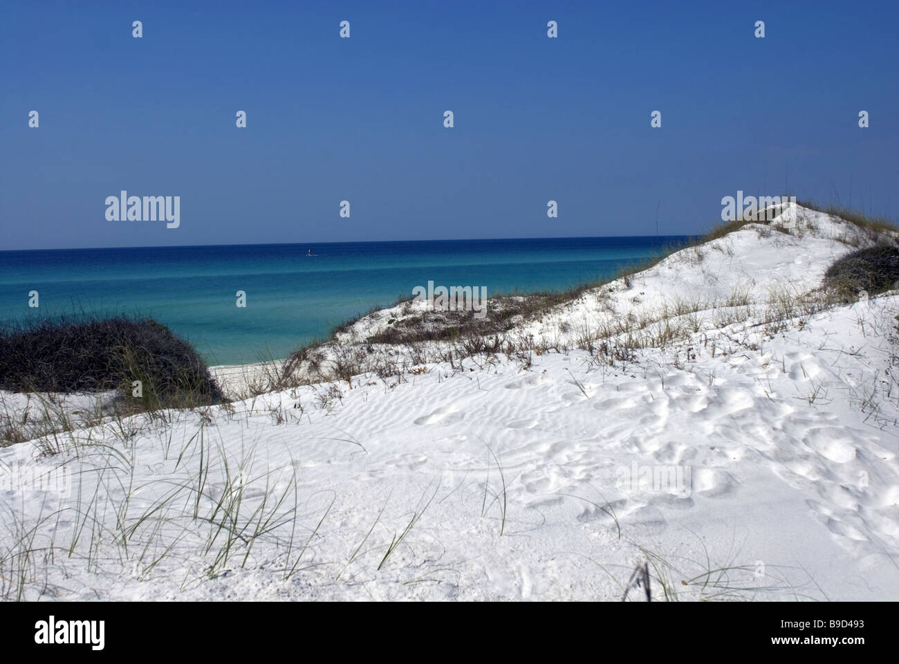White Sandy Seaside Beach Stock Photo - Alamy