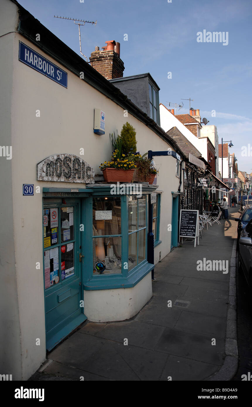 mosaic boutique shop harbour street whitstable Stock Photo - Alamy
