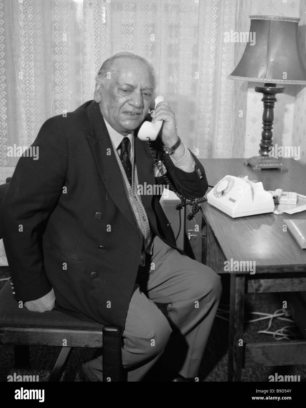 Pakistani poet Faiz Ahmed Faiz on visit to Moscow Stock Photo - Alamy