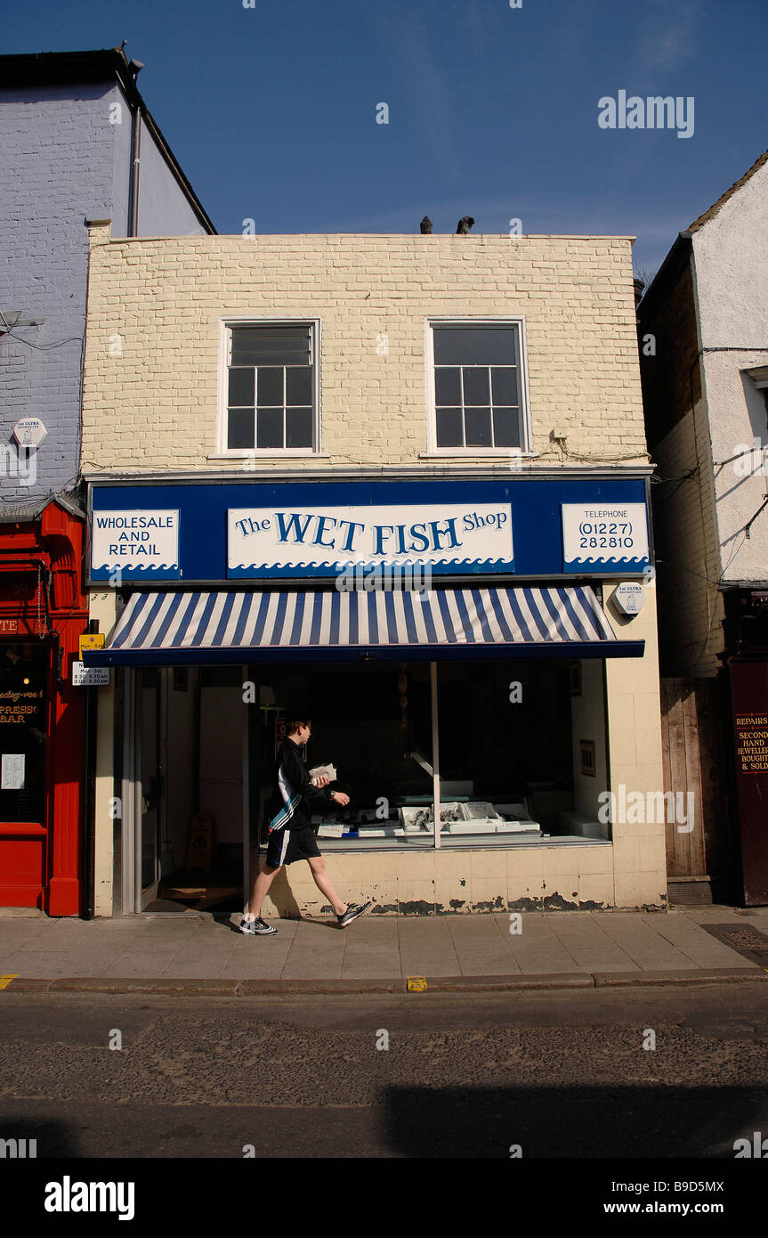 the wet fish shop whitstable high street Stock Photo - Alamy