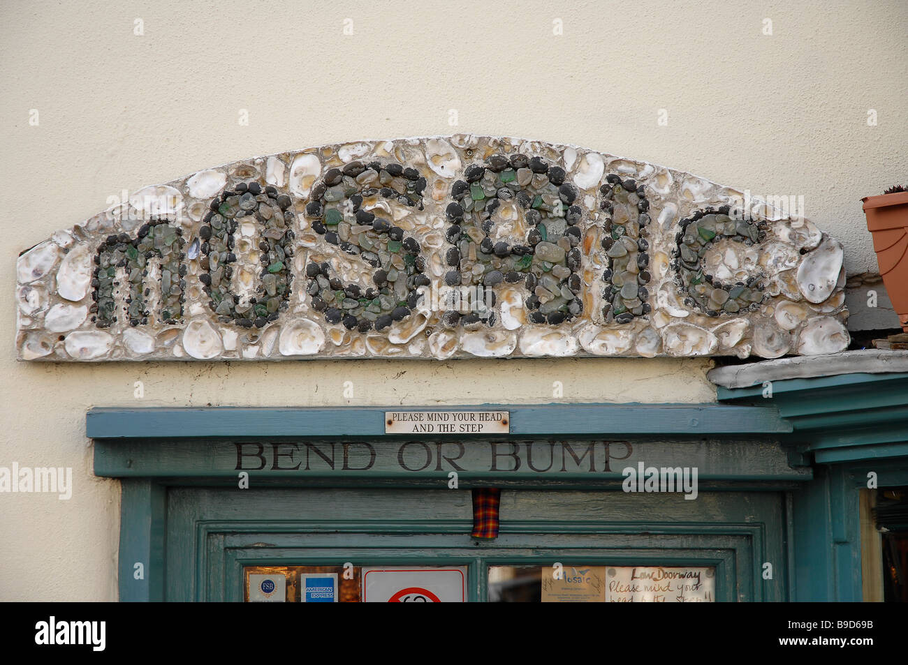 mosaic boutique shop harbour street whitstable Stock Photo - Alamy
