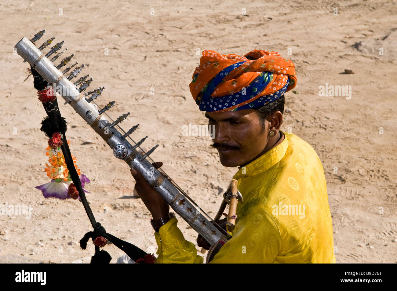 World musical instrument hi-res stock photography and images - Alamy